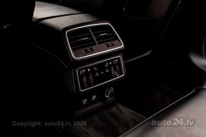 Pelēks Audi RS6 2020 Pērnava, ar dzinēja tilpumu 4.00 L un nobraukumu 116 tūkst. km par 70990 €, foto 25 vietnē AUTOMOTO.COM.LV