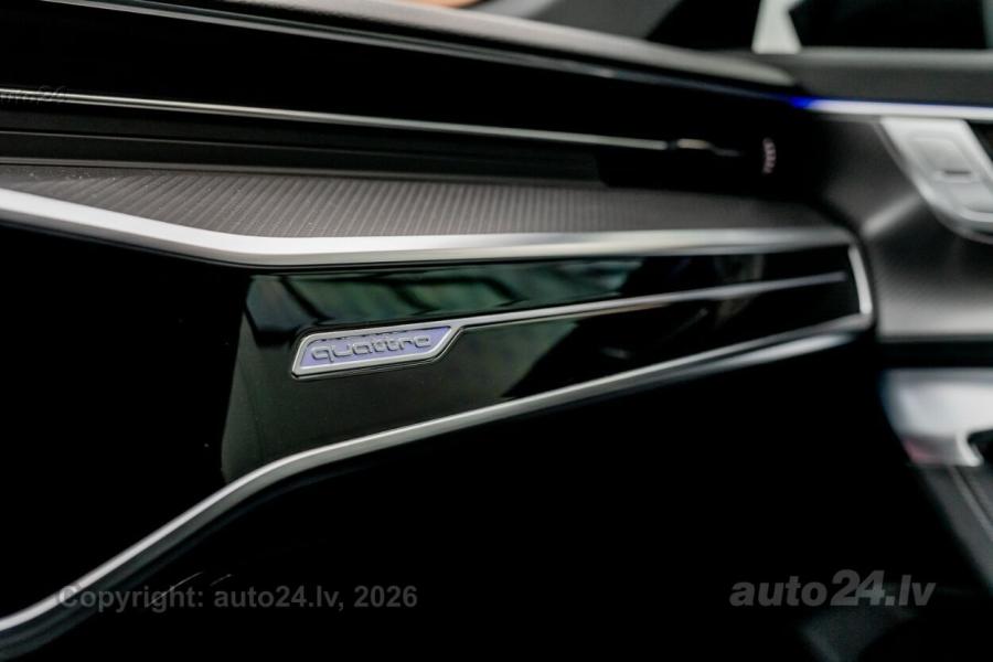 Pelēks Audi RS6 2020 Pērnava, ar dzinēja tilpumu 4.00 L un nobraukumu 116 tūkst. km par 70990 €, foto 28 vietnē AUTOMOTO.COM.LV