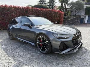 Pelēks Audi RS6 2020 Viļņa, ar dzinēja tilpumu 4.00 L un nobraukumu 90 tūkst. km par 68000 €, foto 18 vietnē AUTOMOTO.COM.LV