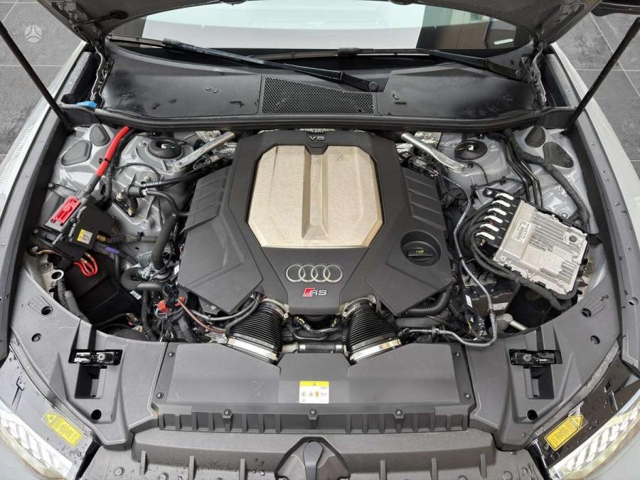 Pelēks Audi RS6 2021 Viļņa, ar dzinēja tilpumu 4.00 L un nobraukumu 76 tūkst. km par 87900 €, foto 22 vietnē AUTOMOTO.COM.LV
