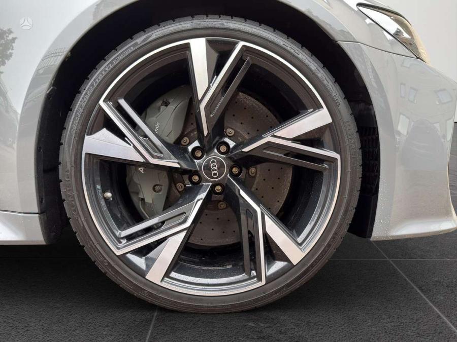 Pelēks Audi RS6 2021 Viļņa, ar dzinēja tilpumu 4.00 L un nobraukumu 76 tūkst. km par 87900 €, foto 23 vietnē AUTOMOTO.COM.LV