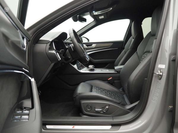 Grey Audi RS6 2023 in Vilnius, with an engine capacity of 4.00 L and mileage of 33 thousand km for 97000 €, photo 8 on AUTOMOTO.COM.LV