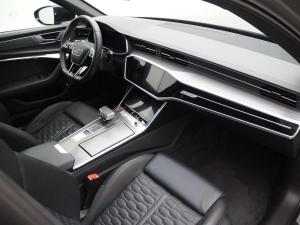 Pelēks Audi RS6 2023 Viļņa, ar dzinēja tilpumu 4.00 L un nobraukumu 33 tūkst. km par 97000 €, foto 14 vietnē AUTOMOTO.COM.LV