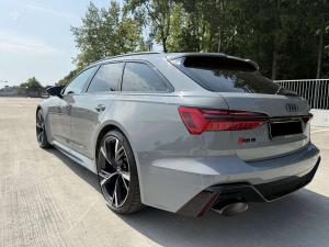 Grey Audi RS6 2023 in Vilnius, with an engine capacity of 4.00 L and mileage of 36 thousand km for 92900 €, photo 6 on AUTOMOTO.COM.LV