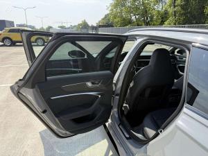 Grey Audi RS6 2023 in Vilnius, with an engine capacity of 4.00 L and mileage of 36 thousand km for 92900 €, photo 16 on AUTOMOTO.COM.LV