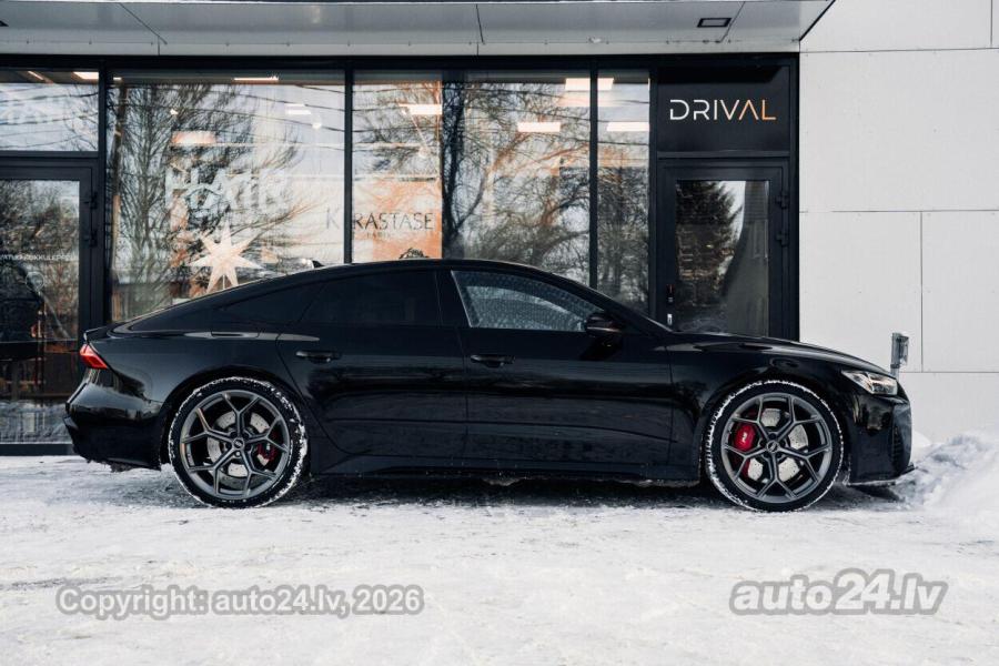 Black Audi RS7 2023 in Tallinn, with an engine capacity of 4.00 L and mileage of 65 thousand km for 98900 €, photo 3 on AUTOMOTO.COM.LV