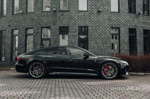 Black Audi RS7 2023 in Tallinn, with an engine capacity of 4.00 L and mileage of 65 thousand km for 98900 €, photo 24 on AUTOMOTO.COM.LV