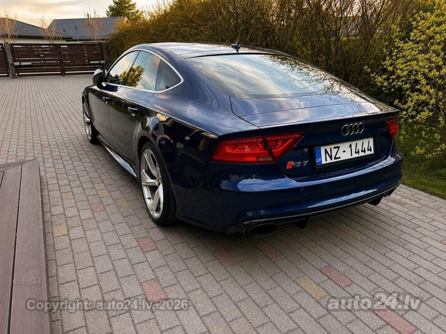 Zils Audi RS7 2014 Rīga, ar dzinēja tilpumu 4.00 L un nobraukumu 150 tūkst. km par 37900 €, foto 5 vietnē AUTOMOTO.COM.LV