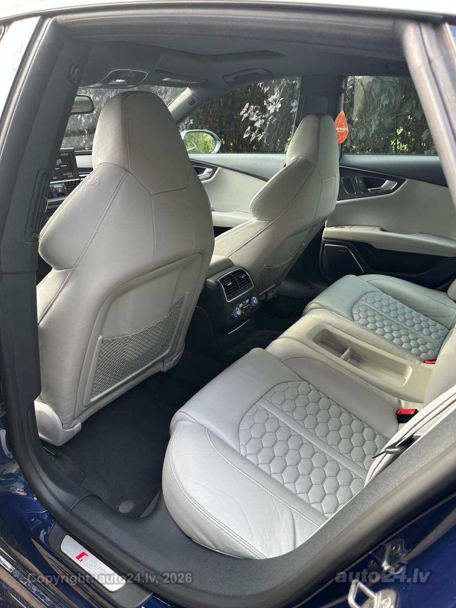 Zils Audi RS7 2014 Rīga, ar dzinēja tilpumu 4.00 L un nobraukumu 150 tūkst. km par 37900 €, foto 11 vietnē AUTOMOTO.COM.LV