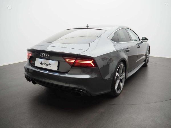 Pelēks Audi RS7 2015 Viļņa, ar dzinēja tilpumu 3.99 L un nobraukumu 128 tūkst. km par 34900 €, foto 4 vietnē AUTOMOTO.COM.LV