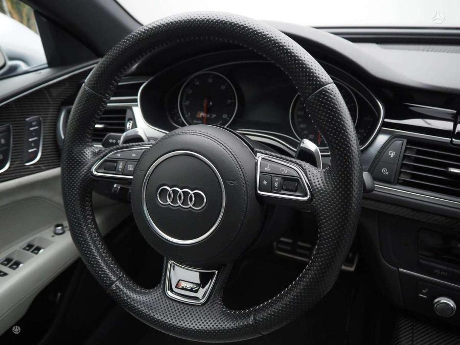 Pelēks Audi RS7 2015 Viļņa, ar dzinēja tilpumu 3.99 L un nobraukumu 128 tūkst. km par 34900 €, foto 23 vietnē AUTOMOTO.COM.LV