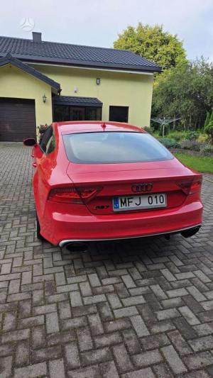 Sarkans Audi RS7 2015 Viļņa, ar dzinēja tilpumu 4.00 L un nobraukumu 120 tūkst. km par 30500 €, foto 8 vietnē AUTOMOTO.COM.LV