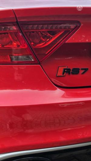 Sarkans Audi RS7 2015 Viļņa, ar dzinēja tilpumu 4.00 L un nobraukumu 120 tūkst. km par 30500 €, foto 10 vietnē AUTOMOTO.COM.LV