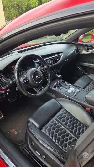 Sarkans Audi RS7 2015 Viļņa, ar dzinēja tilpumu 4.00 L un nobraukumu 120 tūkst. km par 30500 €, foto 25 vietnē AUTOMOTO.COM.LV