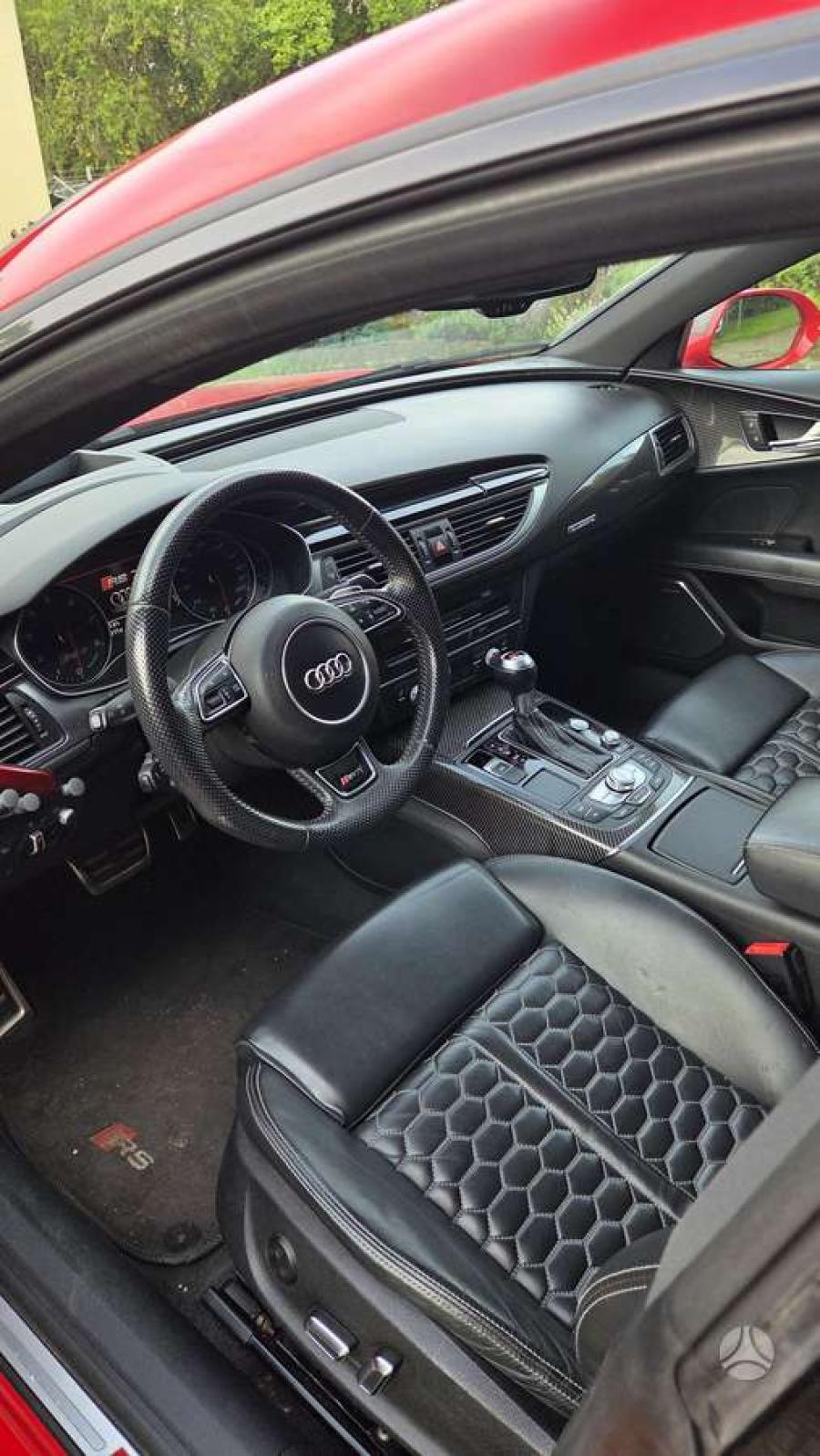 Sarkans Audi RS7 2015 Viļņa, ar dzinēja tilpumu 4.00 L un nobraukumu 120 tūkst. km par 30500 €, foto 25 vietnē AUTOMOTO.COM.LV