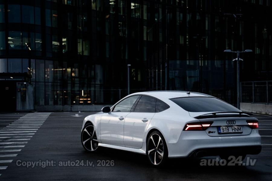 Balts Audi RS7 2014 Tallina, ar dzinēja tilpumu 4.00 L un nobraukumu 173 tūkst. km par 40500 €, foto 12 vietnē AUTOMOTO.COM.LV