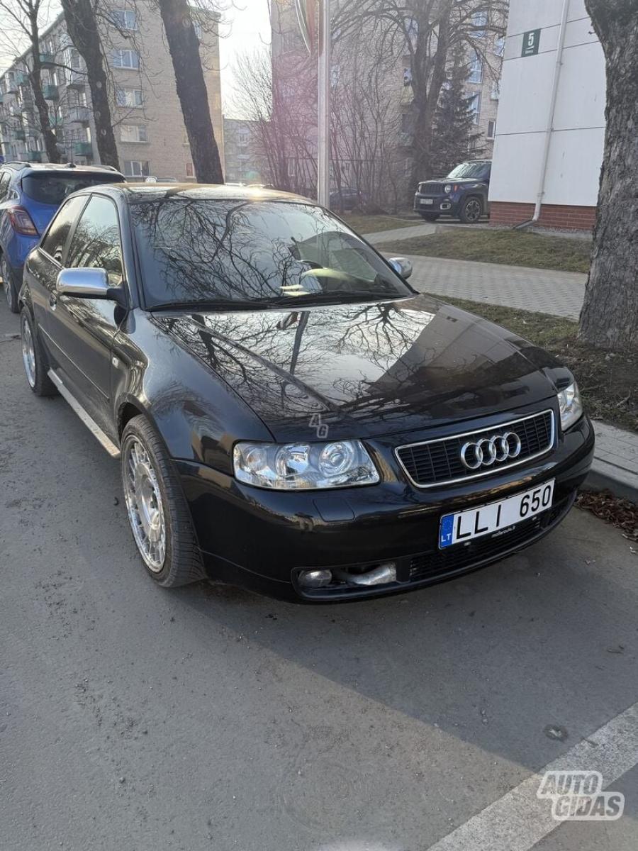 Melns Audi S3 2000 Šauļi, ar dzinēja tilpumu 1.80 L un nobraukumu 36 tūkst. km par 7000 €, foto 19 vietnē AUTOMOTO.COM.LV
