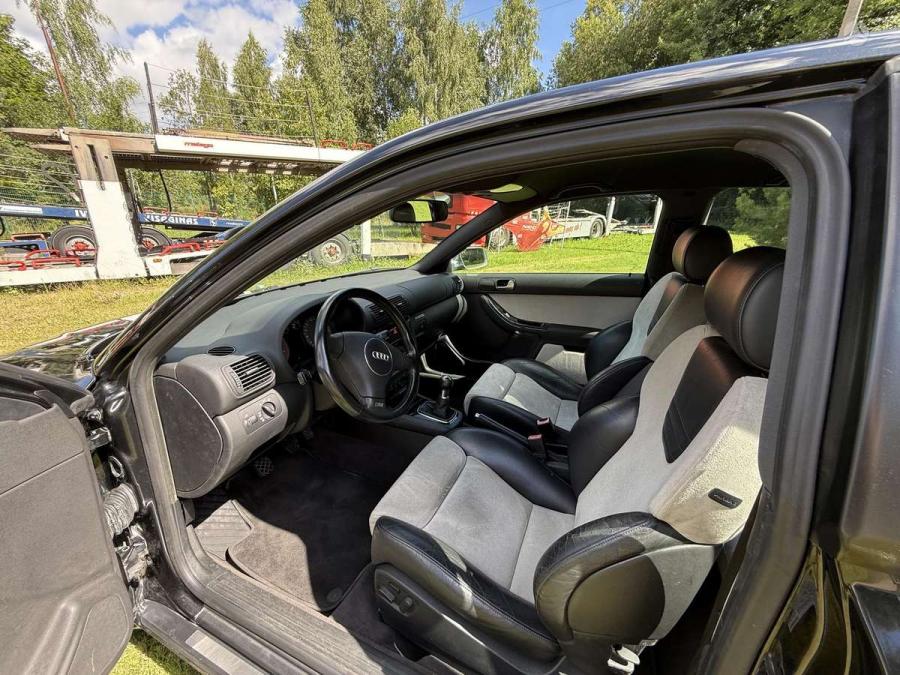 Black Audi S3 2002 in Visaginas, with an engine capacity of 1.78 L and mileage of 212 thousand km for 12500 €, photo 10 on AUTOMOTO.COM.LV