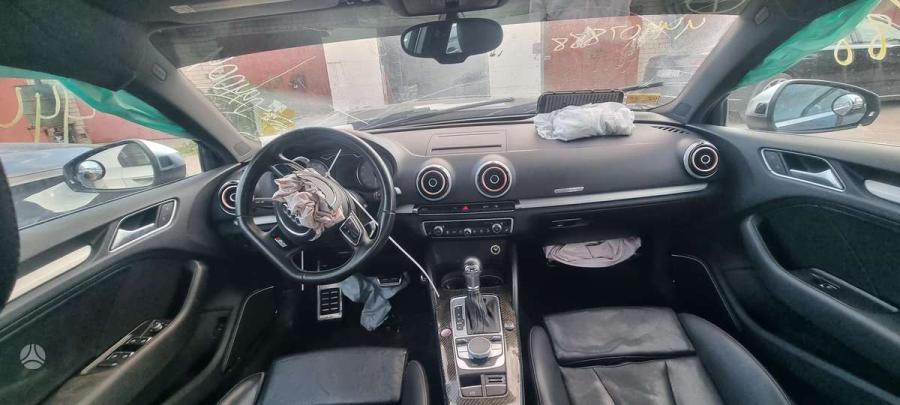 Black Audi S3 2015 in Vilnius, with an engine capacity of 2.00 L and mileage of 147 thousand km for 8500 €, photo 25 on AUTOMOTO.COM.LV