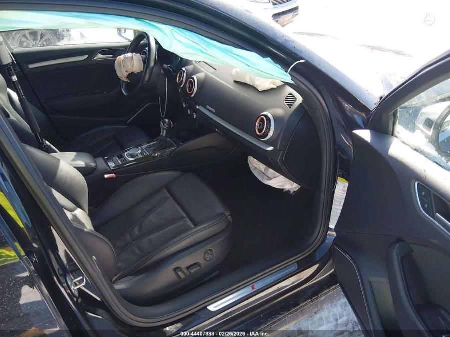 Melns Audi S3 2015 Viļņa, ar dzinēja tilpumu 2.00 L un nobraukumu 147 tūkst. km par 8400 €, foto 10 vietnē AUTOMOTO.COM.LV