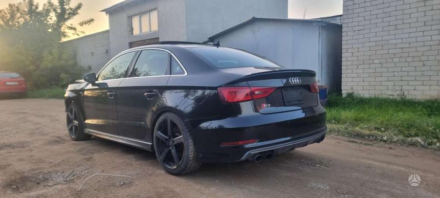 Black Audi S3 2015 in Vilnius, with an engine capacity of 2.00 L and mileage of 147 thousand km for 8400 €, photo 1 on AUTOMOTO.COM.LV
