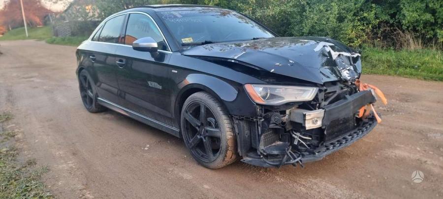 Black Audi S3 2015 in Vilnius, with an engine capacity of 2.00 L and mileage of 147 thousand km for 8400 €, photo 8 on AUTOMOTO.COM.LV