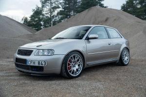 Pelēks Audi S3 2001 Viļņa, ar dzinēja tilpumu 1.80 L un nobraukumu 121 tūkst. km par 17890 €, foto  vietnē AUTOMOTO.COM.LV