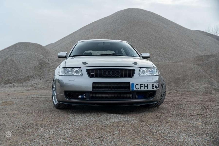 Grey Audi S3 2001 in Vilnius, with an engine capacity of 1.80 L and mileage of 121 thousand km for 17890 €, photo 5 on AUTOMOTO.COM.LV