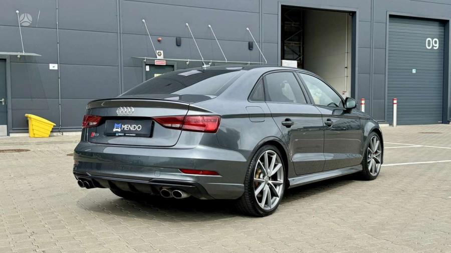 Grey Audi S3 2018 in Vilnius, with an engine capacity of 1.98 L and mileage of 163 thousand km for 21690 €, photo 3 on AUTOMOTO.COM.LV