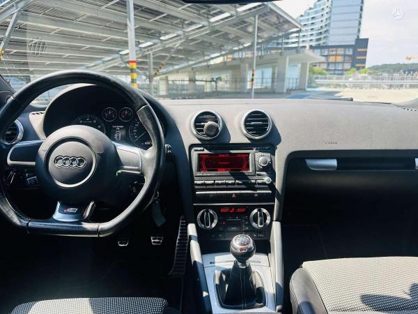 White Audi S3 2008 in Vilnius, with an engine capacity of 2.00 L and mileage of 300 thousand km for 9999 €, photo 7 on AUTOMOTO.COM.LV