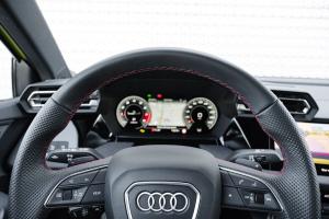 Dzeltens Audi S3 2025 Mārupe, ar dzinēja tilpumu 2.00 L un nobraukumu 14 tūkst. km par 55900 €, foto 19 vietnē AUTOMOTO.COM.LV