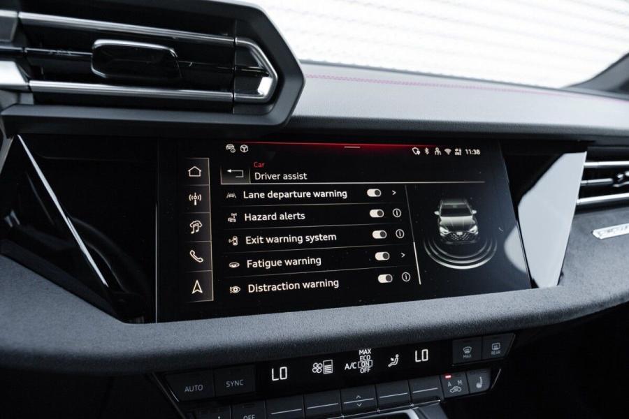Dzeltens Audi S3 2025 Mārupe, ar dzinēja tilpumu 2.00 L un nobraukumu 14 tūkst. km par 55900 €, foto 26 vietnē AUTOMOTO.COM.LV