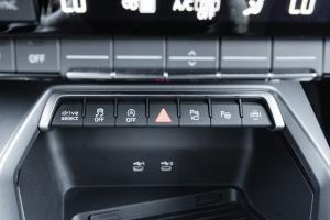 Dzeltens Audi S3 2025 Mārupe, ar dzinēja tilpumu 2.00 L un nobraukumu 14 tūkst. km par 55900 €, foto 30 vietnē AUTOMOTO.COM.LV