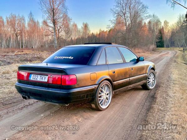 Black Audi S4 1992 in Tallinn, with an engine capacity of 2.23 L and mileage of 220 thousand km for 11999 €, photo 4 on AUTOMOTO.COM.LV