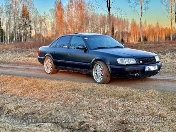 Black Audi S4 1992 in Tallinn, with an engine capacity of 2.23 L and mileage of 220 thousand km for 11999 €, photo 5 on AUTOMOTO.COM.LV