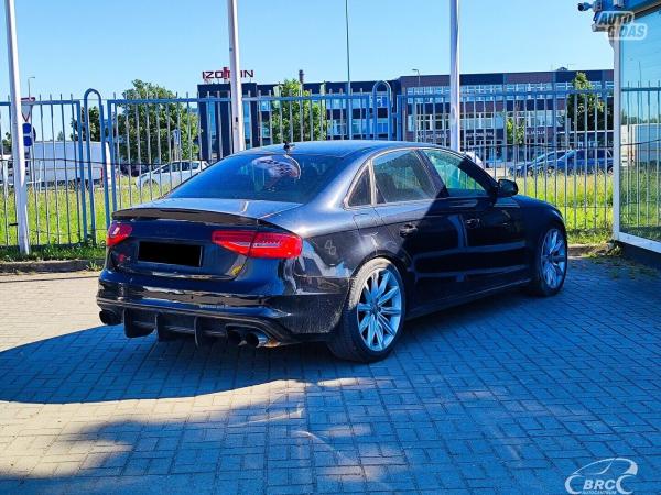 Черный Ауди С4 2013 в Авиженяй, объемом двигателя 3.00 л и пробегом 74 тыс. км за 6900 €, фото 2 на AUTOMOTO.COM.LV