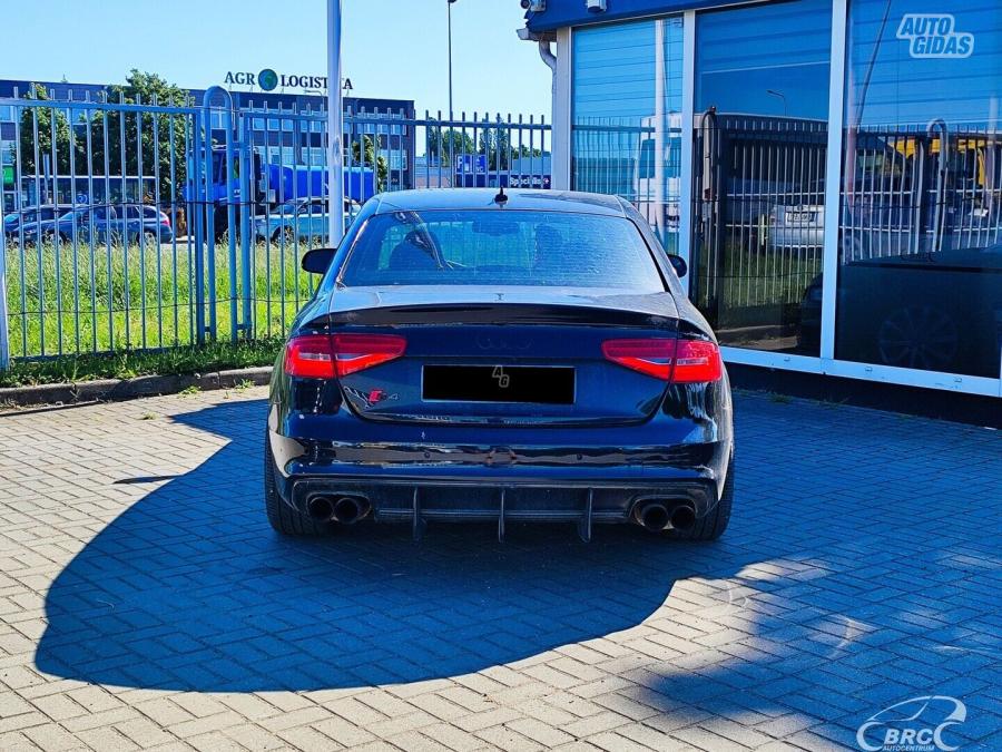 Black Audi S4 2013 in Avizieniai, with an engine capacity of 3.00 L and mileage of 74 thousand km for 6900 €, photo 36 on AUTOMOTO.COM.LV
