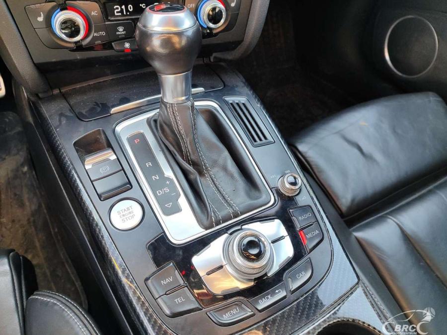 Black Audi S4 2013 in Klaipeda, with an engine capacity of 3.00 L and mileage of 74 thousand km for 6900 €, photo 28 on AUTOMOTO.COM.LV