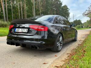 Black Audi S4 2014 in Riga, with an engine capacity of 3.00 L and mileage of 138 thousand km for 18500 €, photo 8 on AUTOMOTO.COM.LV