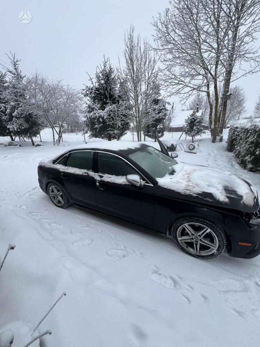Black Audi S4 2019 in Alytus, with an engine capacity of 3.00 L and mileage of 200 thousand km for 12400 €, photo 12 on AUTOMOTO.COM.LV