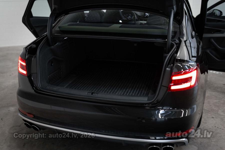 Black Audi S4 2019 in Tallinn, with an engine capacity of 3.00 L and mileage of 201 thousand km for 19990 €, photo 31 on AUTOMOTO.COM.LV