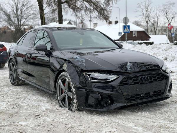 Black Audi S4 2021 in Ukmerge, with an engine capacity of 3.00 L and mileage of 48 thousand km for 16400 €, photo 3 on AUTOMOTO.COM.LV