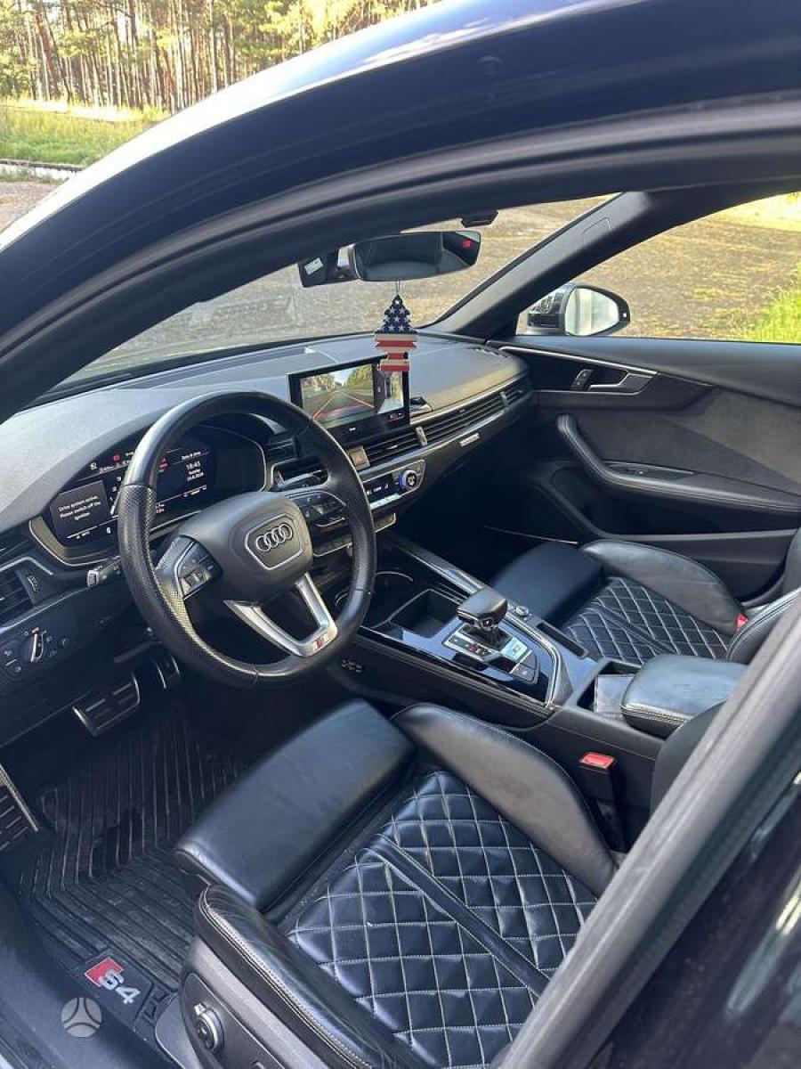 Black Audi S4 2021 in Vilnius, with an engine capacity of 3.00 L and mileage of 67 thousand km for 35400 €, photo 16 on AUTOMOTO.COM.LV