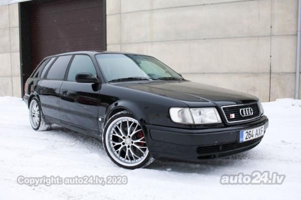 Melns Audi S4 1992 Tallina, ar dzinēja tilpumu 2.20 L un nobraukumu 293 tūkst. km par 12500 €, foto 1 vietnē AUTOMOTO.COM.LV