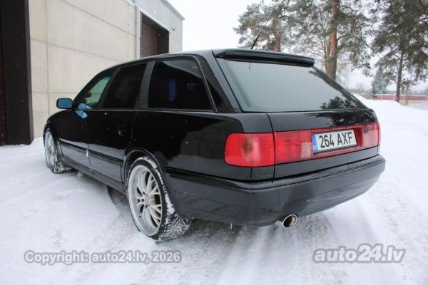 Melns Audi S4 1992 Tallina, ar dzinēja tilpumu 2.20 L un nobraukumu 293 tūkst. km par 12500 €, foto 4 vietnē AUTOMOTO.COM.LV