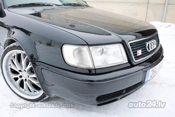 Melns Audi S4 1992 Tallina, ar dzinēja tilpumu 2.20 L un nobraukumu 293 tūkst. km par 12500 €, foto 5 vietnē AUTOMOTO.COM.LV