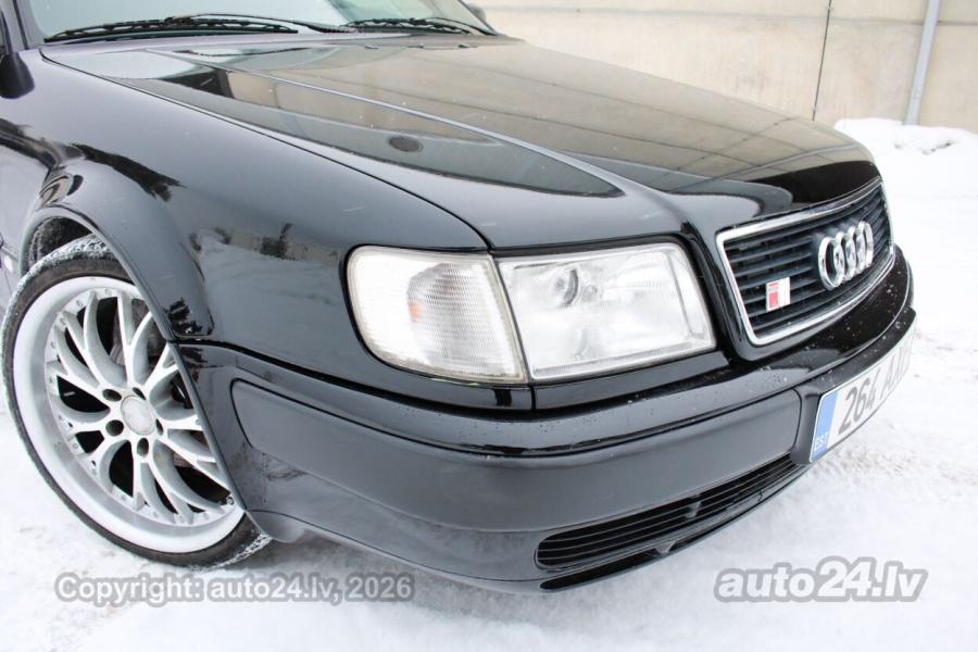 Melns Audi S4 1992 Tallina, ar dzinēja tilpumu 2.20 L un nobraukumu 293 tūkst. km par 12500 €, foto 5 vietnē AUTOMOTO.COM.LV