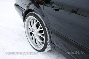 Melns Audi S4 1992 Tallina, ar dzinēja tilpumu 2.20 L un nobraukumu 293 tūkst. km par 12500 €, foto 6 vietnē AUTOMOTO.COM.LV