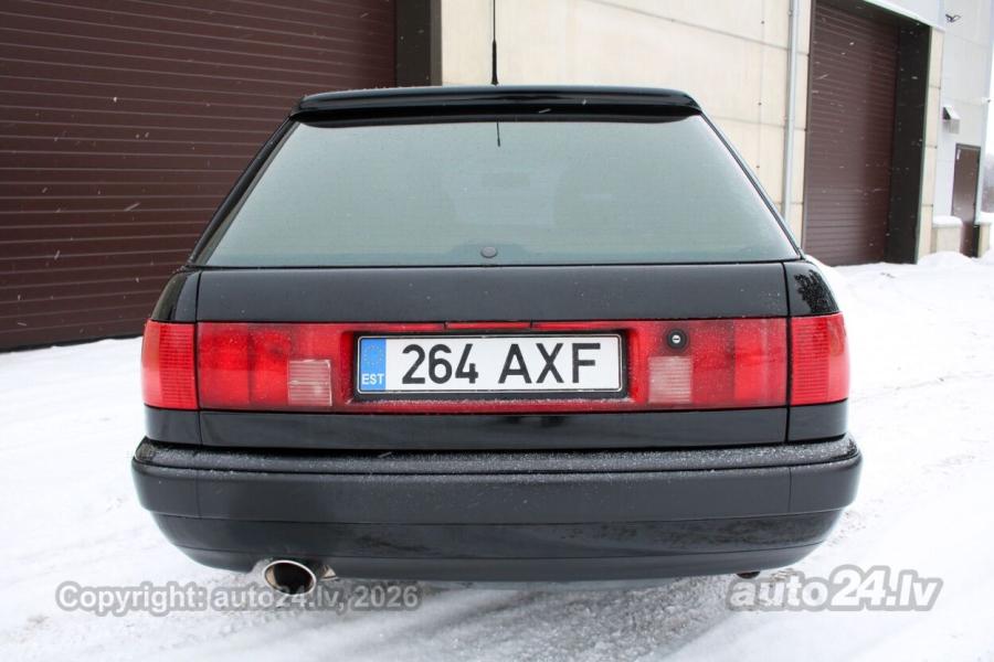 Melns Audi S4 1992 Tallina, ar dzinēja tilpumu 2.20 L un nobraukumu 293 tūkst. km par 12500 €, foto 7 vietnē AUTOMOTO.COM.LV
