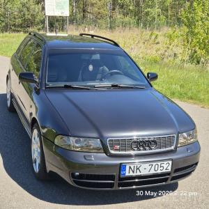 Melns Audi S4 1999 Rīga, ar dzinēja tilpumu 2.70 L un nobraukumu 275 tūkst. km par 8900 €, foto 4 vietnē AUTOMOTO.COM.LV